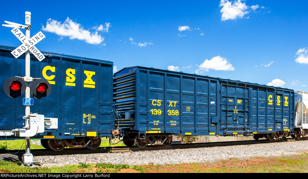 CSX Box Car